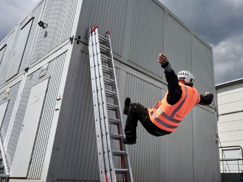 Absturzsicherung und Rettungslösungen für Profis | SKYLOTEC Professional